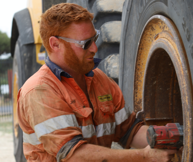 About Yellow Hire | Equipment Hire Bendigo